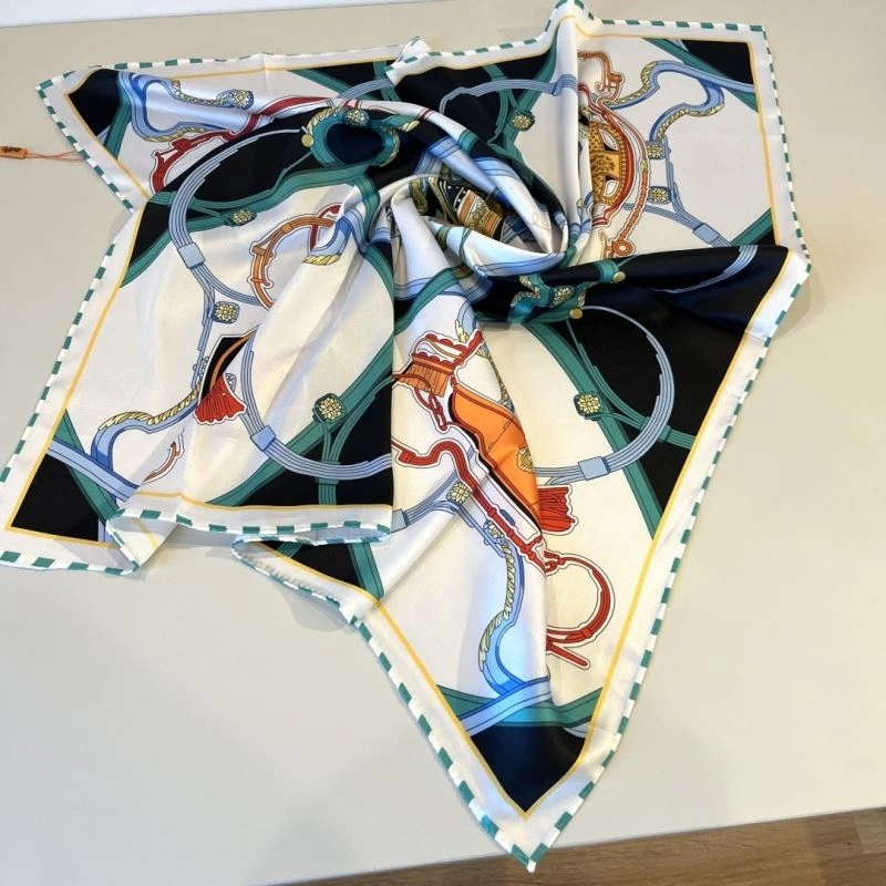 Cut-rate Hermes Scarf