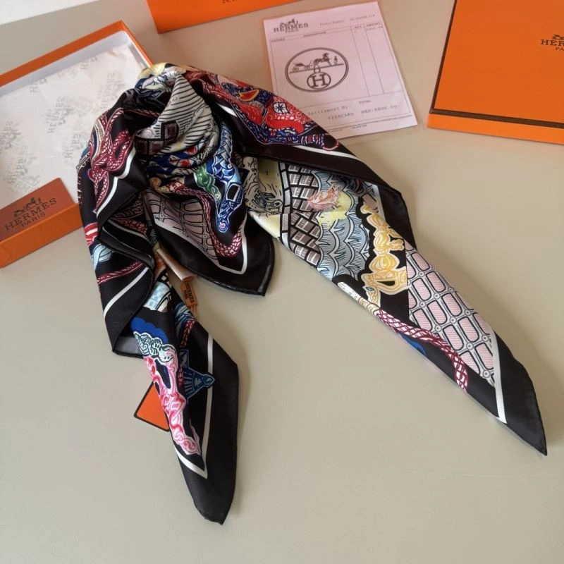 Low-cost Hermes Scarf