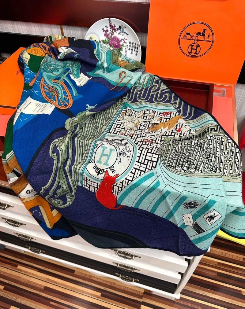 Top match Hermes Scarf