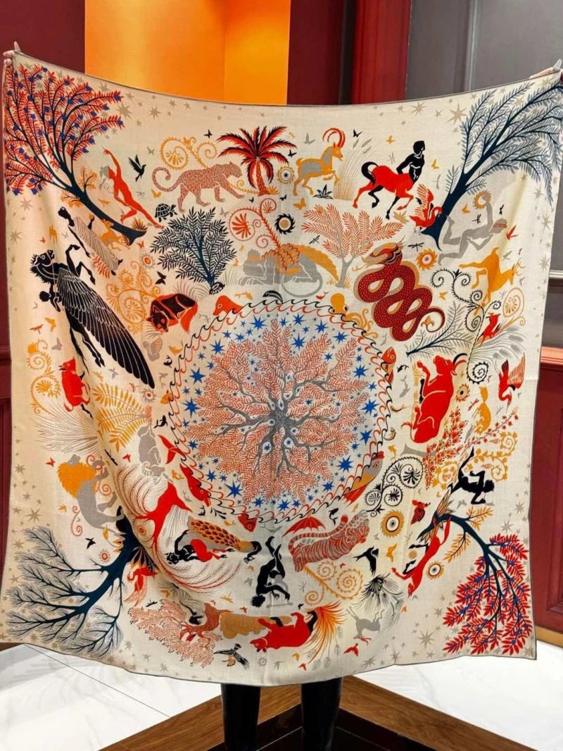 Top mirror Hermes Scarf