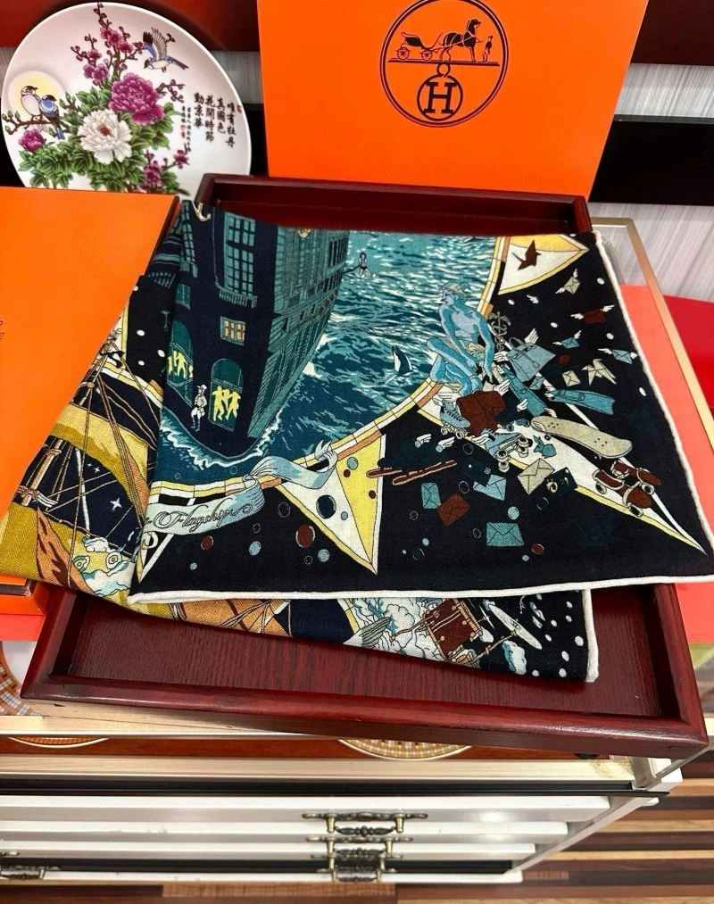Brand-authenticated Hermes Scarf