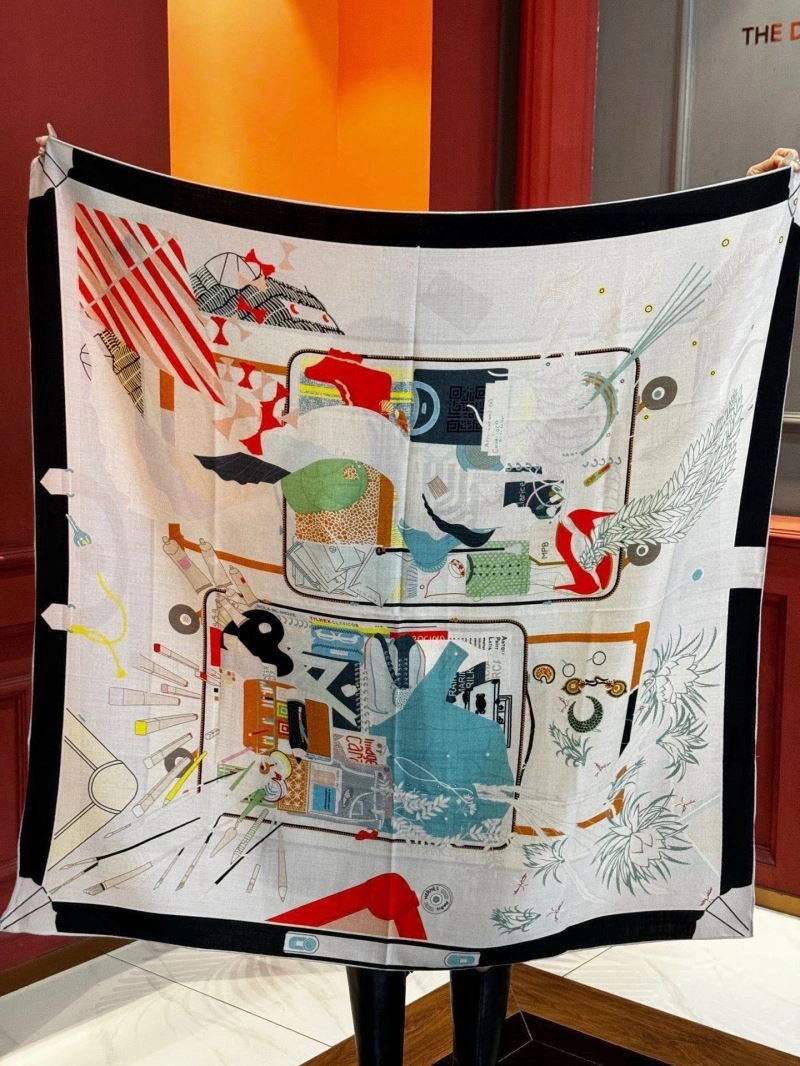 Exact replica Hermes Scarf