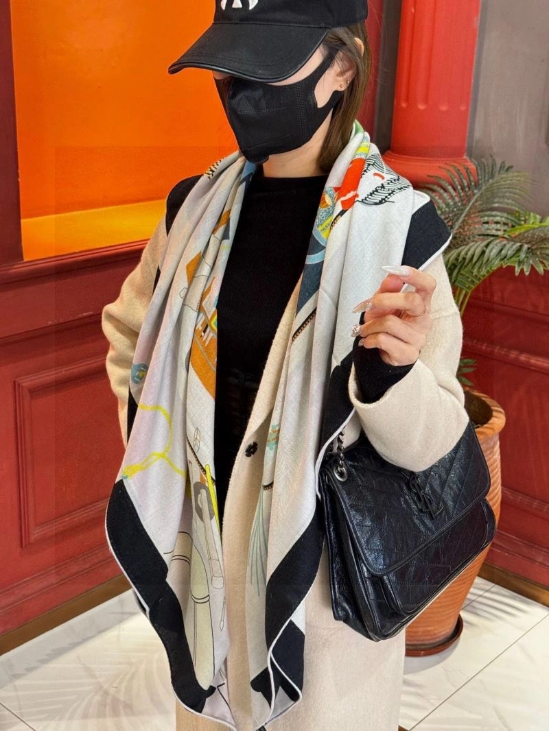 Exact replica Hermes Scarf
