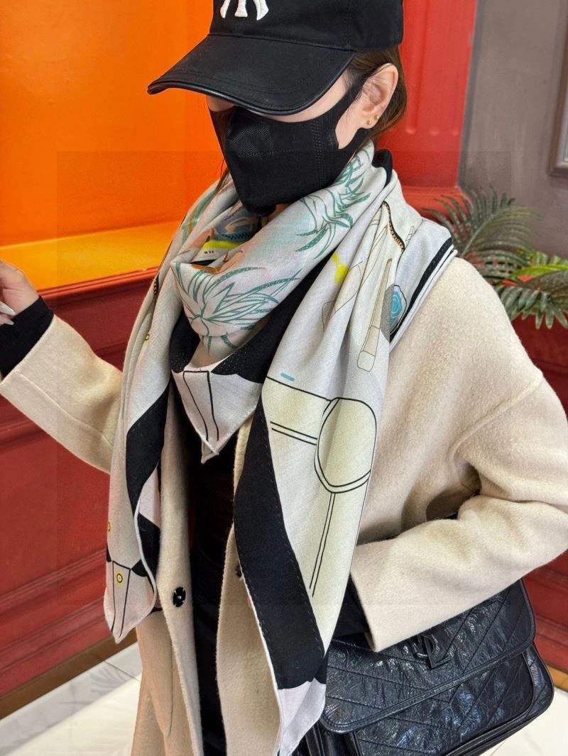 Exact replica Hermes Scarf
