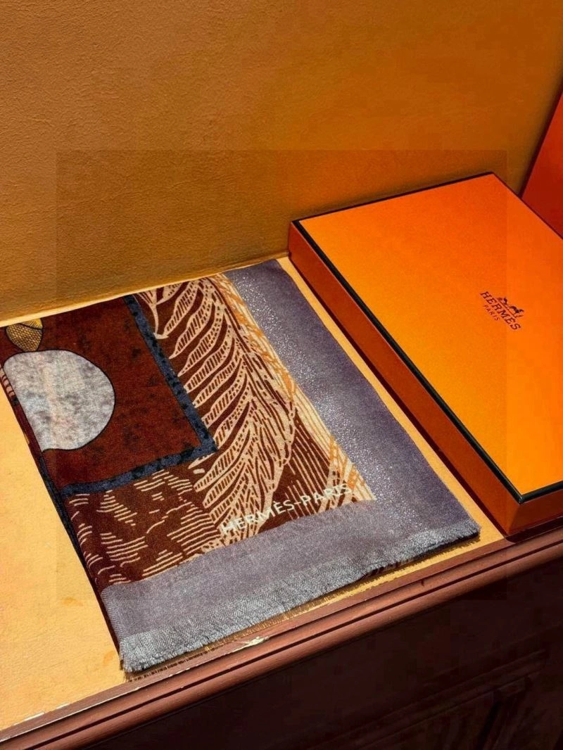 Brand-authenticated Hermes Scarf