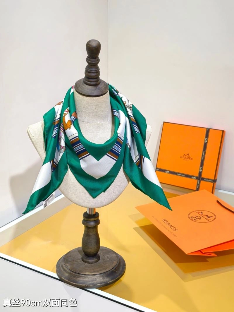 Brand-authenticated Hermes Scarf