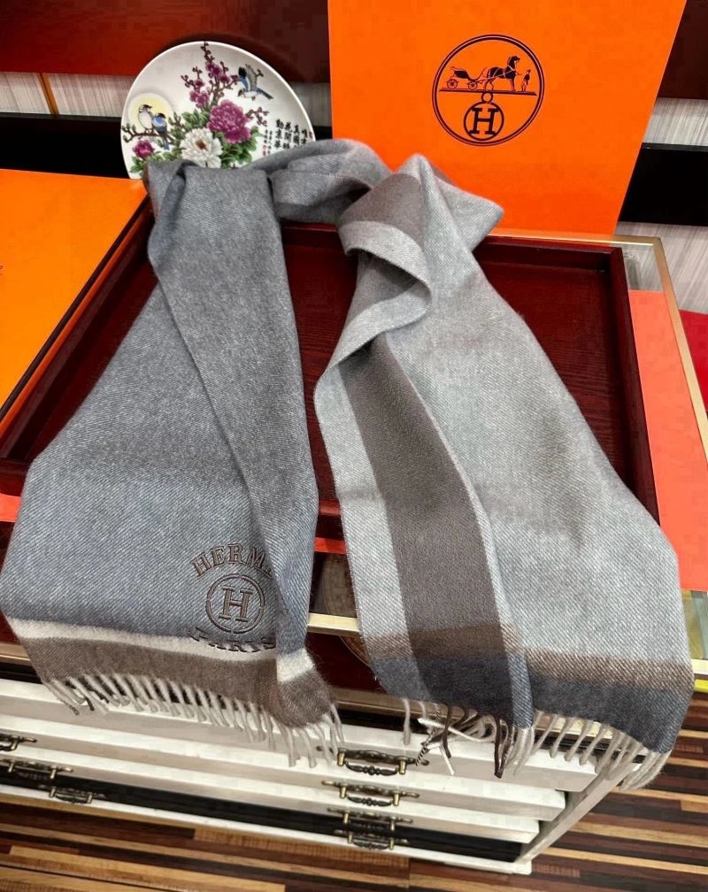 Brand-authenticated Hermes Scarf