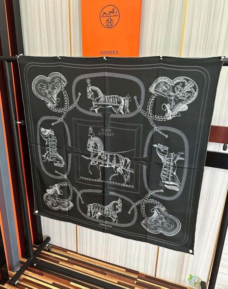 Official Hermes Scarf