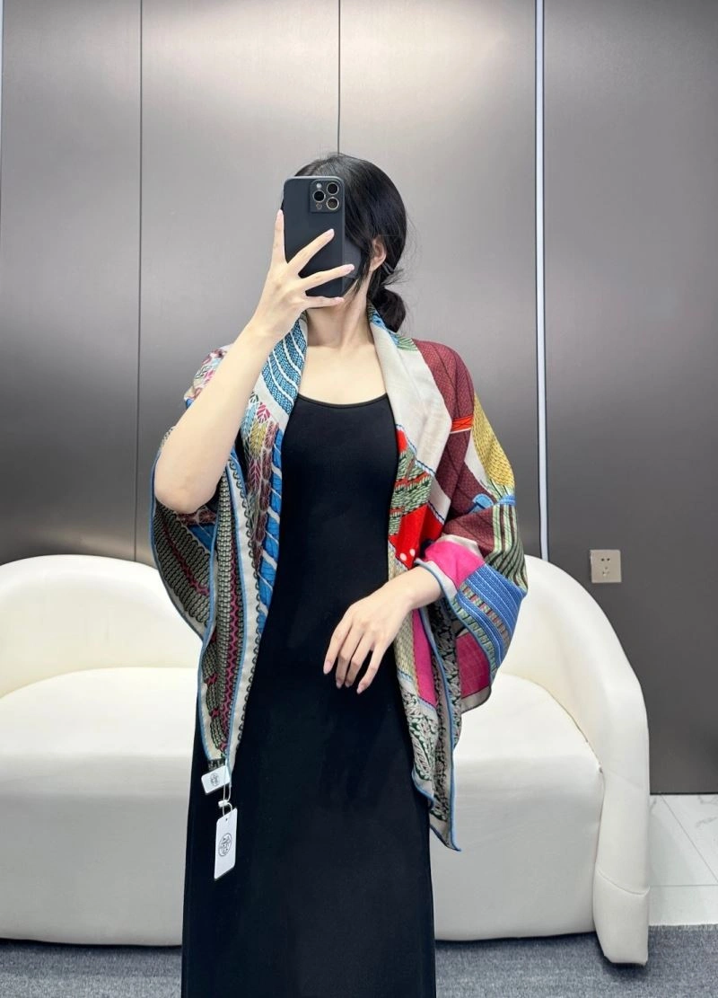 Value-priced Hermes Scarf