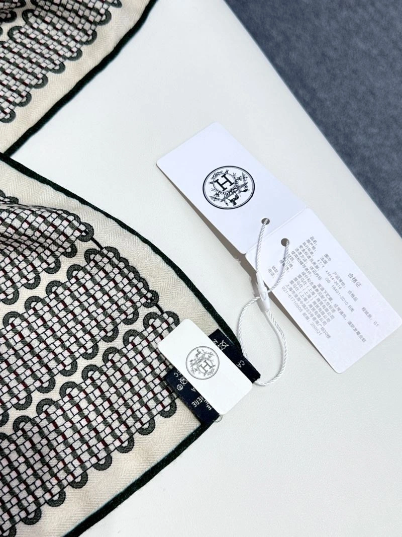 Cut-rate Hermes Scarf