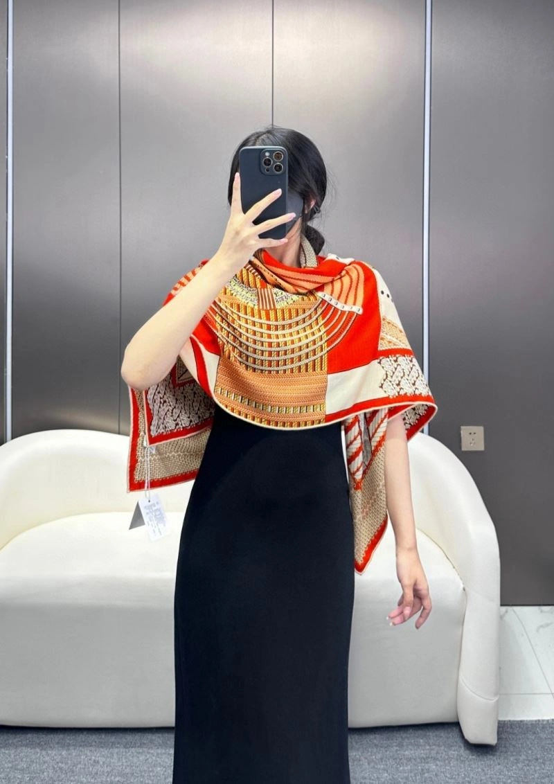 Discounted Hermes Scarf