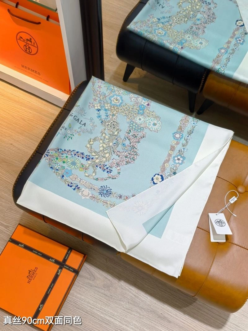 Exact replica Hermes Scarf