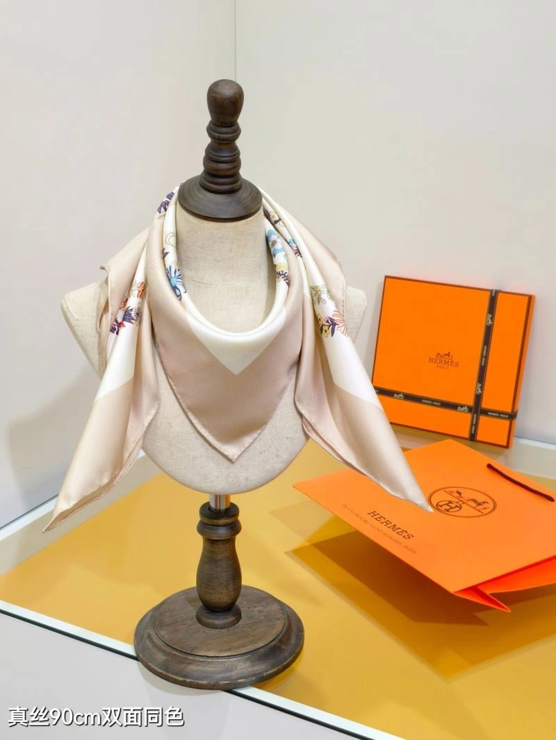 Top mirror Hermes Scarf