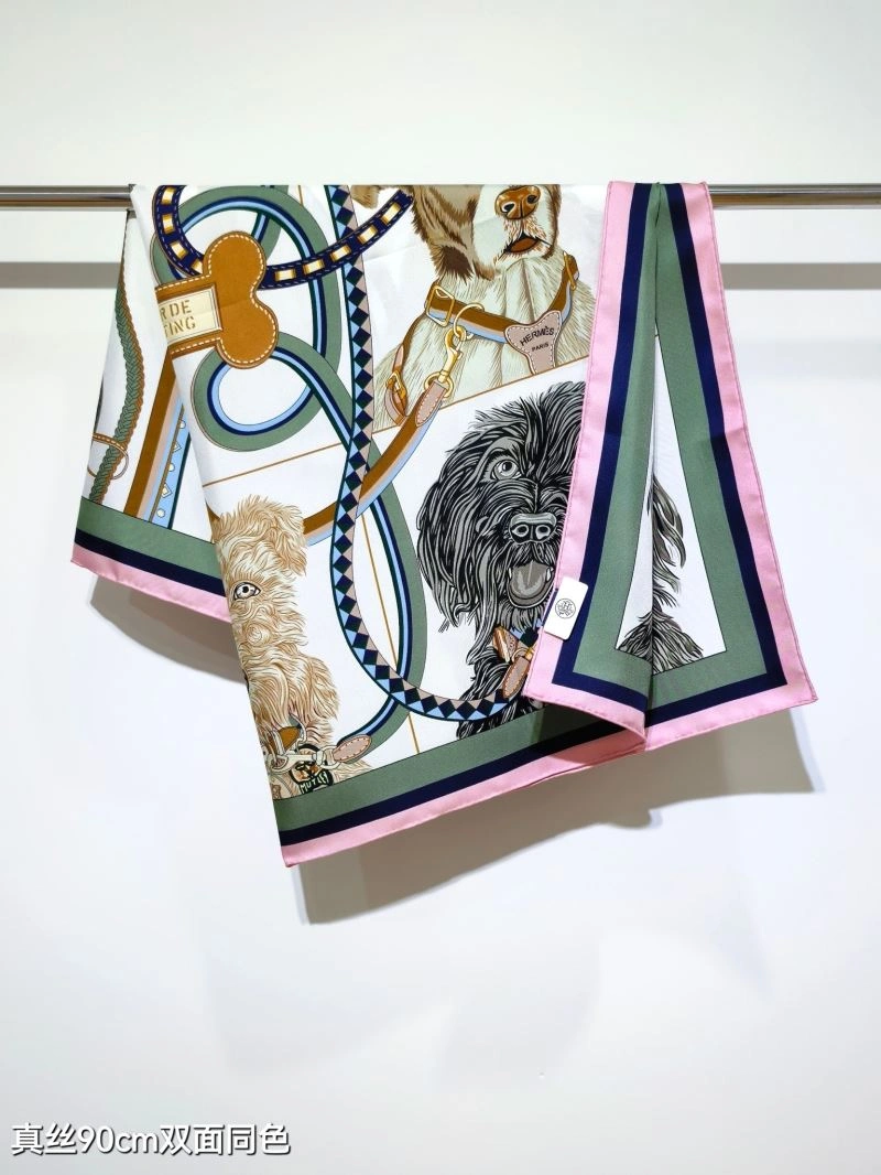 Low-cost Hermes Scarf
