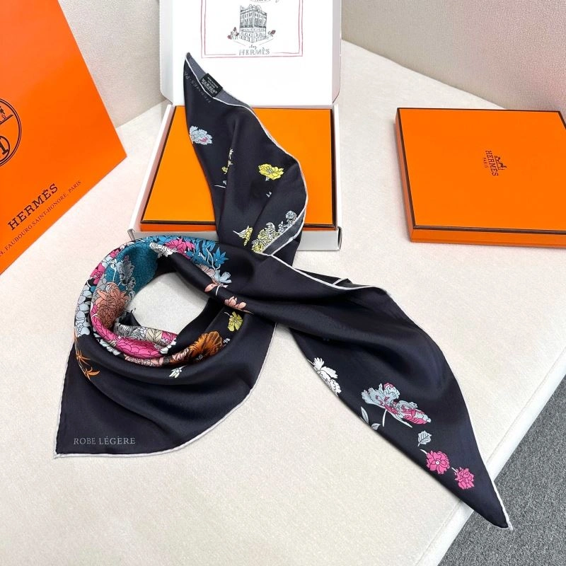 Cut-rate Hermes Scarf
