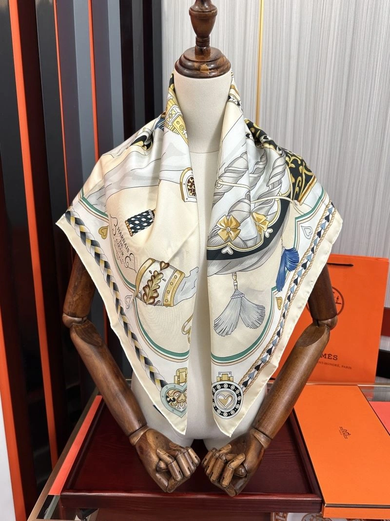Accurate model Hermes Scarf
