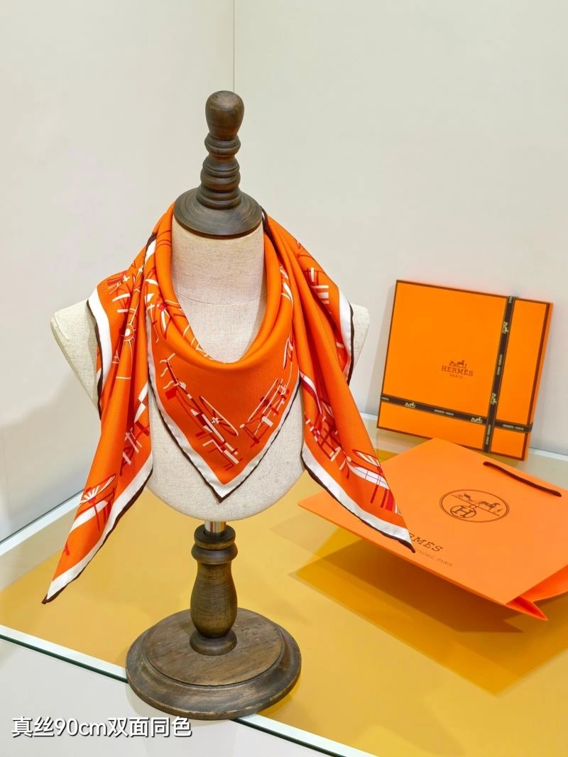 Top mirror Hermes Scarf