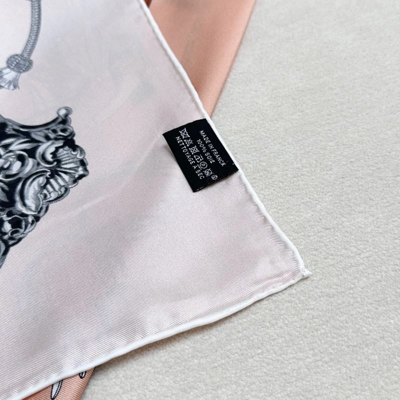 Exact replica Hermes Scarf