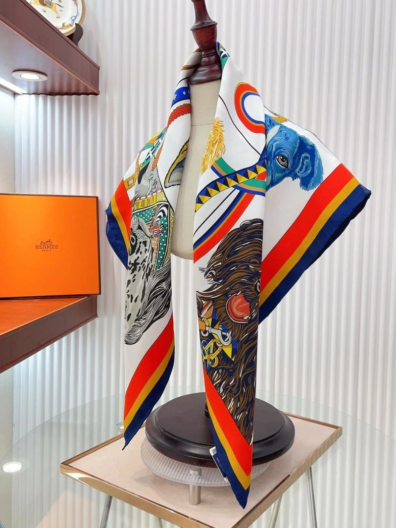 Top mirror Hermes Scarf