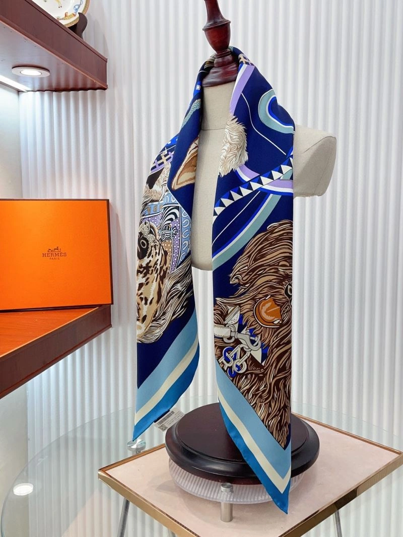 Low-cost Hermes Scarf