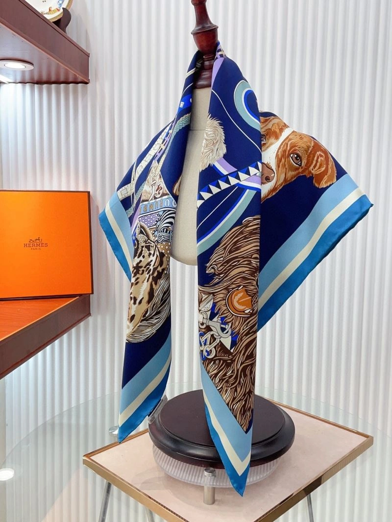 Low-cost Hermes Scarf