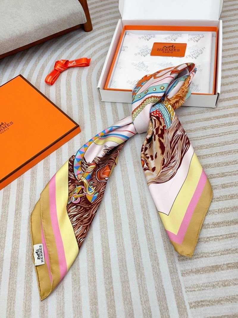 Accurate model Hermes Scarf