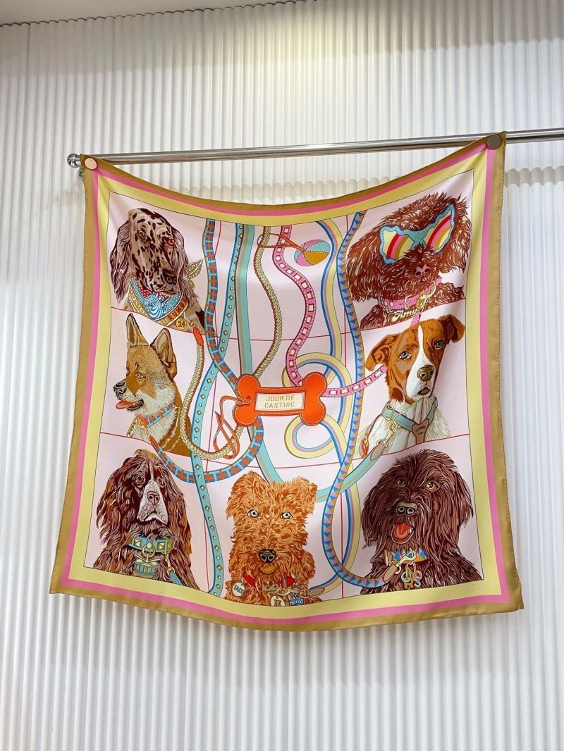 Accurate model Hermes Scarf