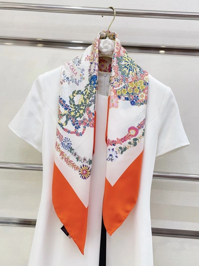 Discounted Hermes Scarf