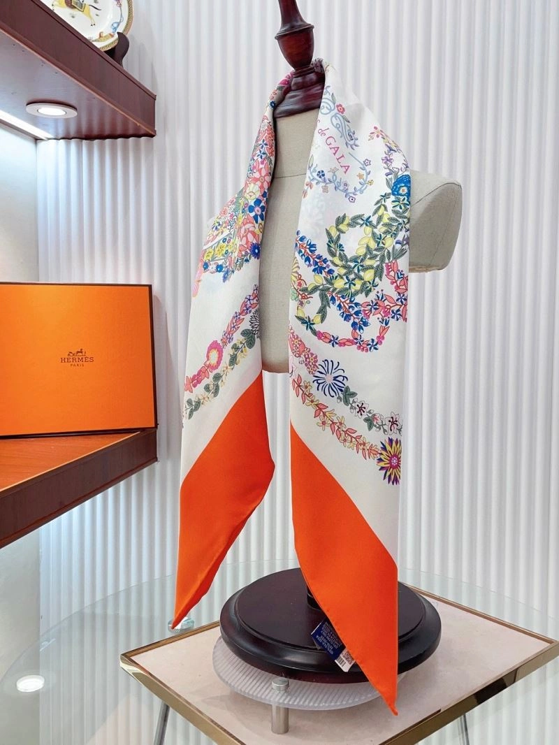 Discounted Hermes Scarf