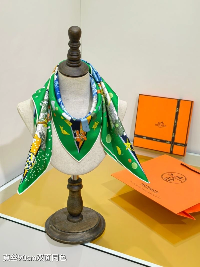 Cut-rate Hermes Scarf