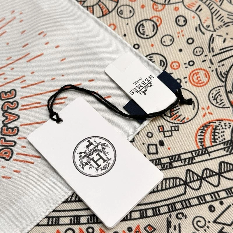 Indistinguishable Hermes Scarf