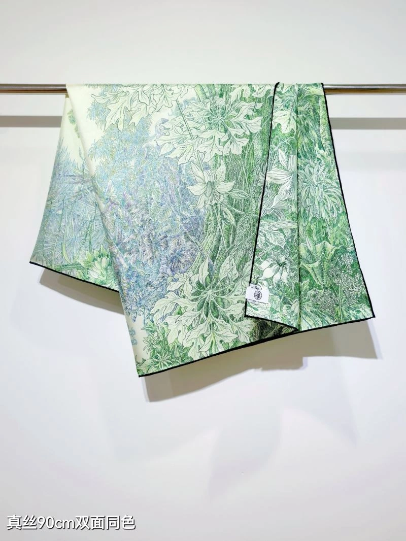 Value-priced Hermes Scarf