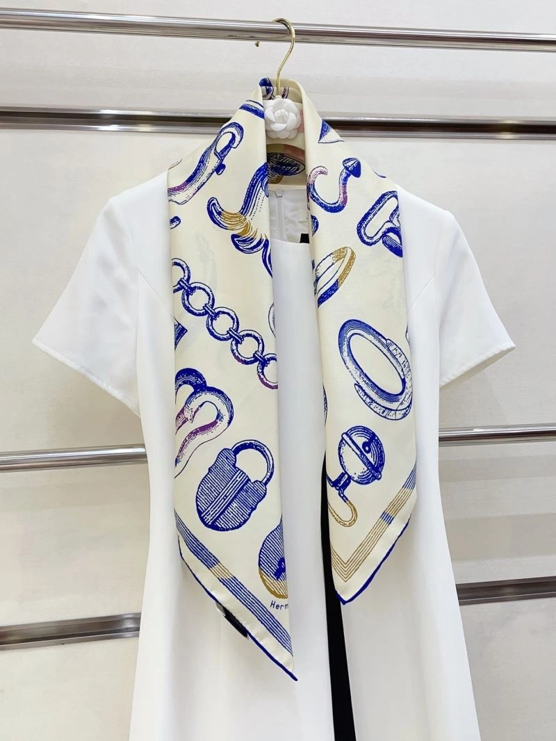 Cut-rate Hermes Scarf