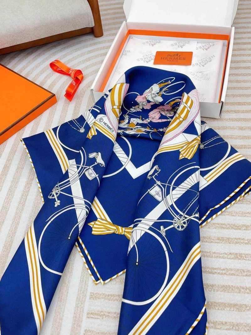 Low-cost Hermes Scarf