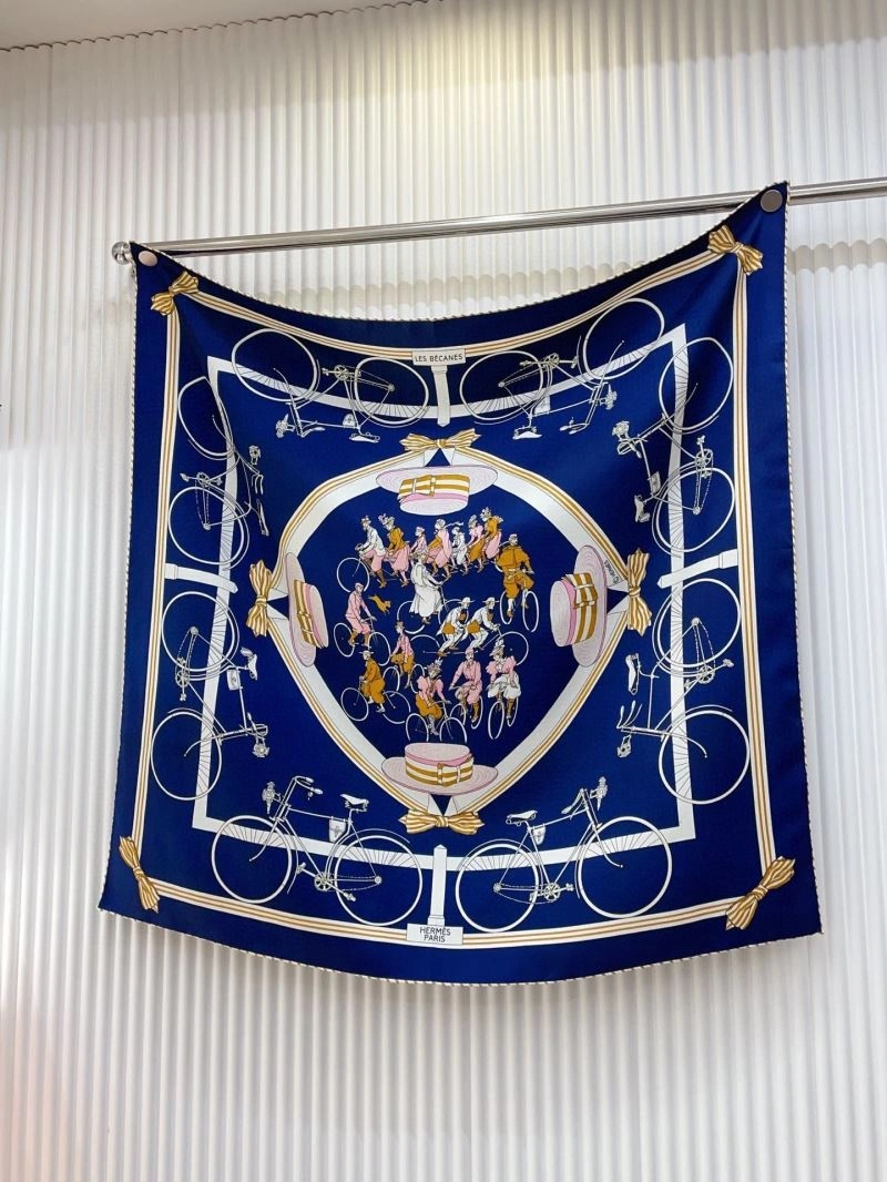 Low-cost Hermes Scarf