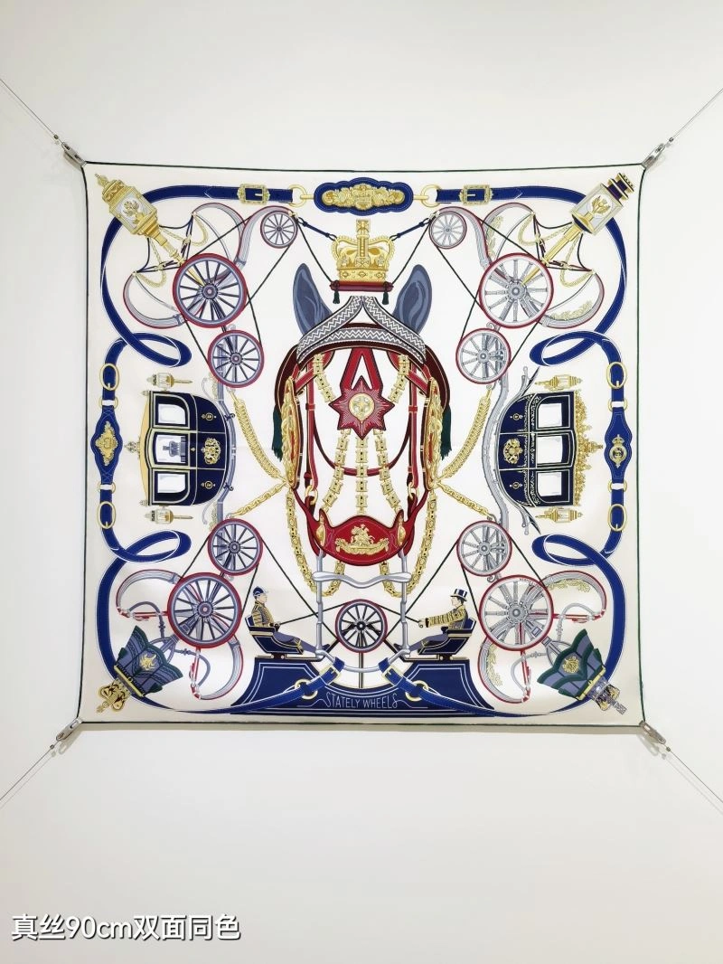 Accurate model Hermes Scarf
