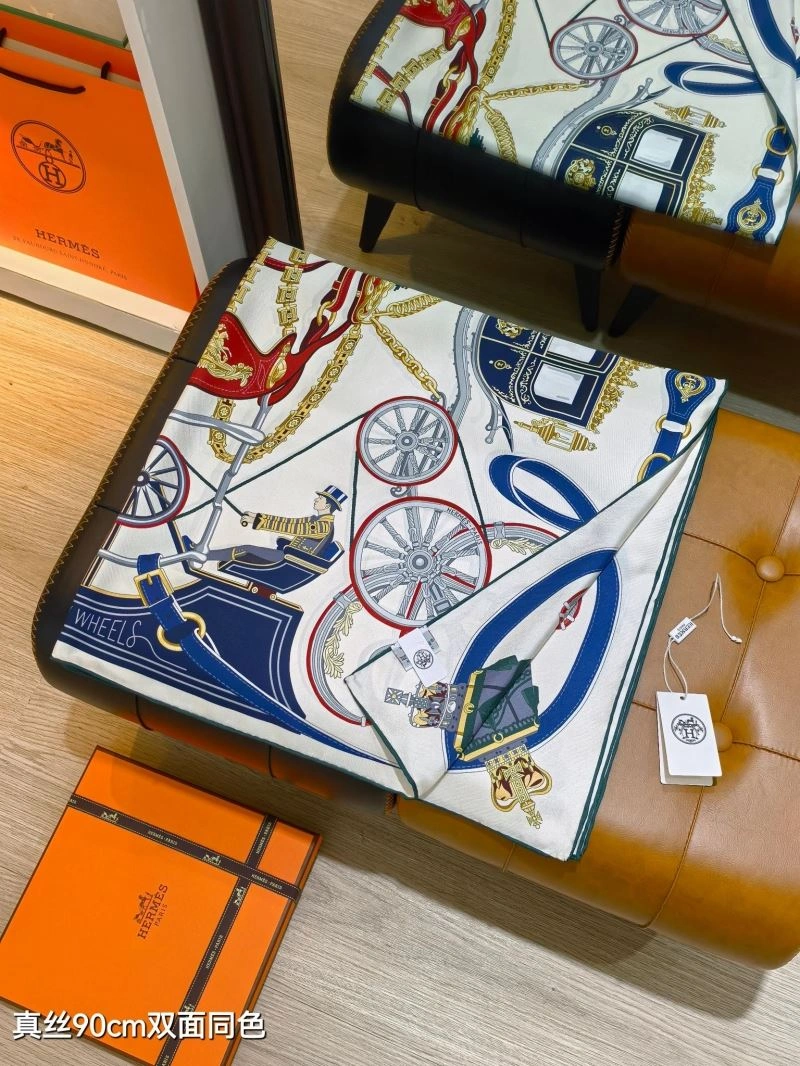 Accurate model Hermes Scarf