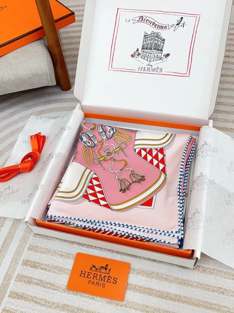 Accurate model Hermes Scarf