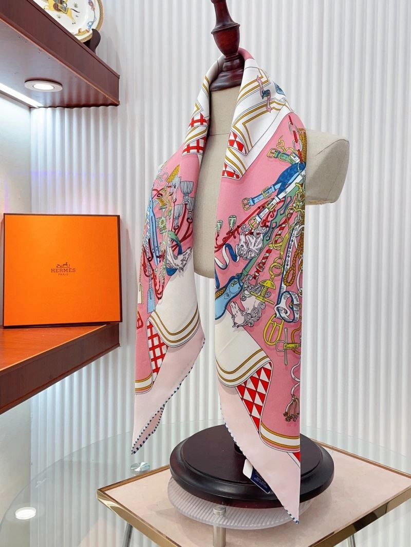 Accurate model Hermes Scarf