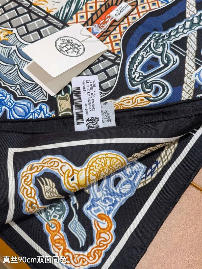 Brand-authenticated Hermes Scarf