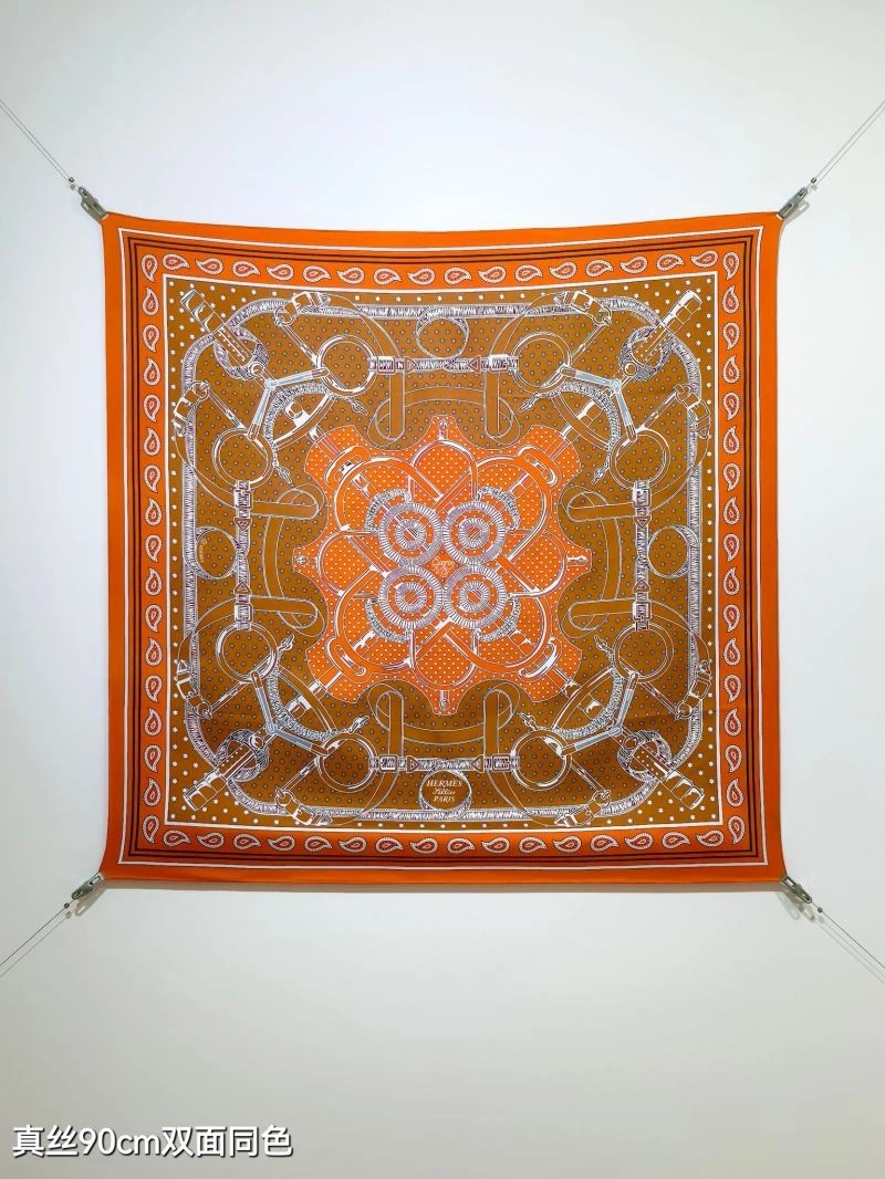 Value-priced Hermes Scarf