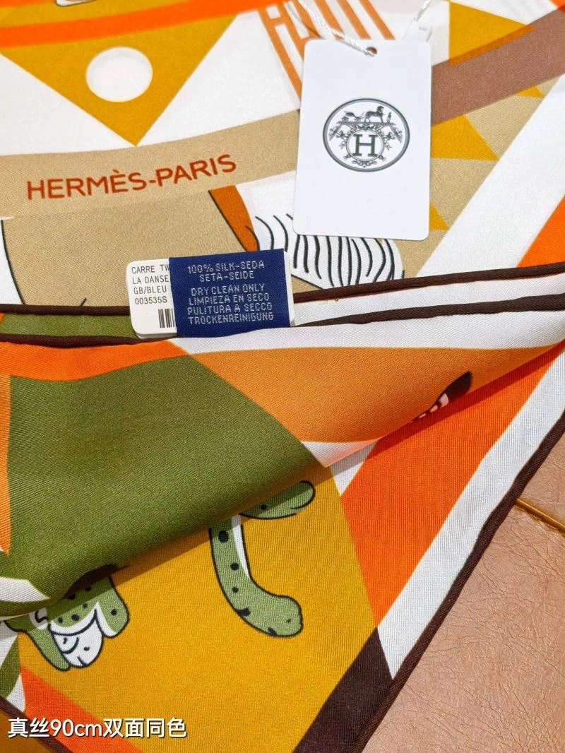 Brand-authenticated Hermes Scarf