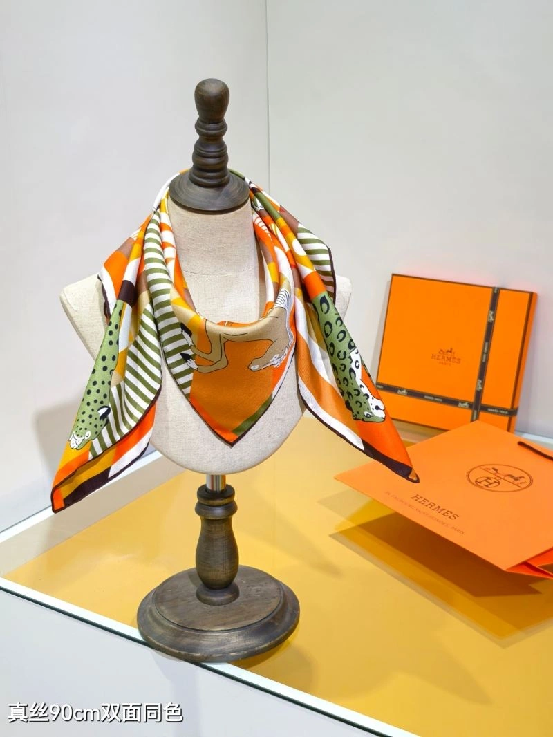 Brand-authenticated Hermes Scarf