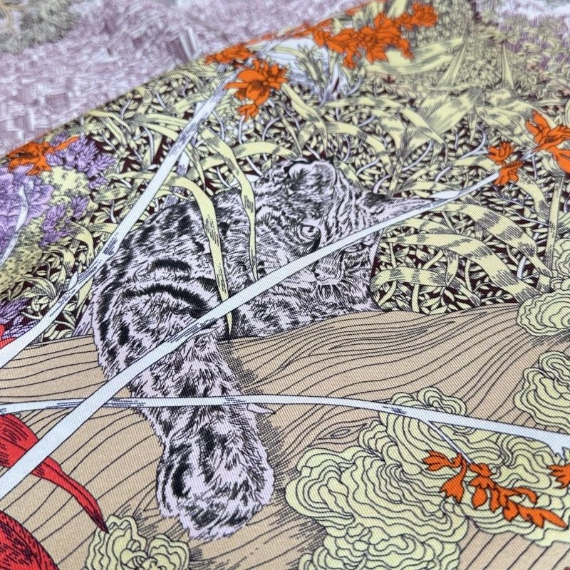 Brand-authenticated Hermes Scarf