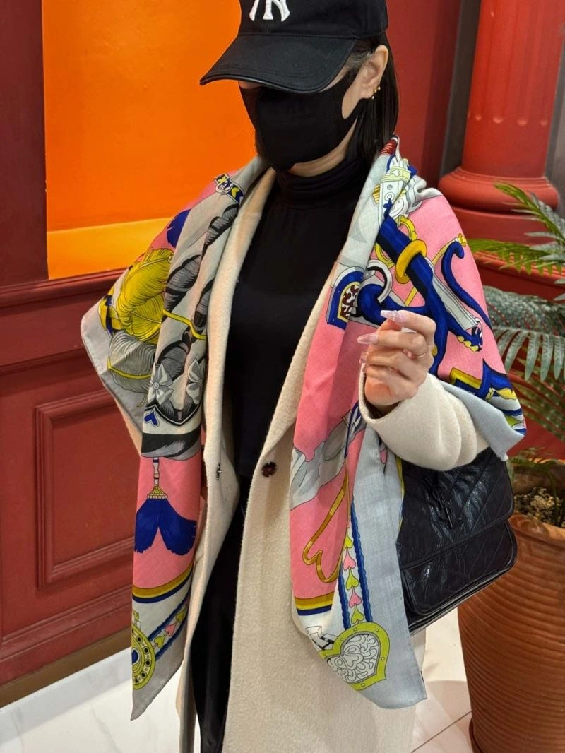 Hermes Scarf
