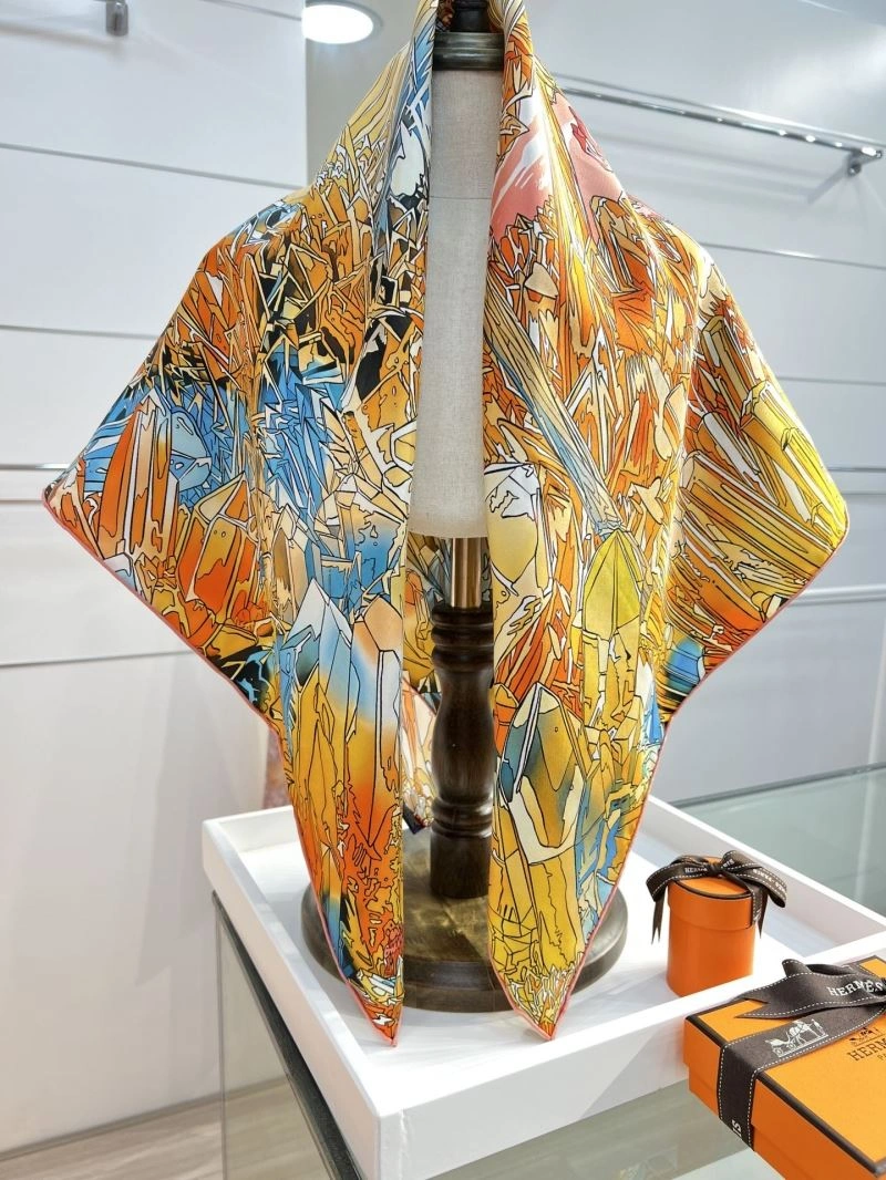 Cut-rate Hermes Scarf