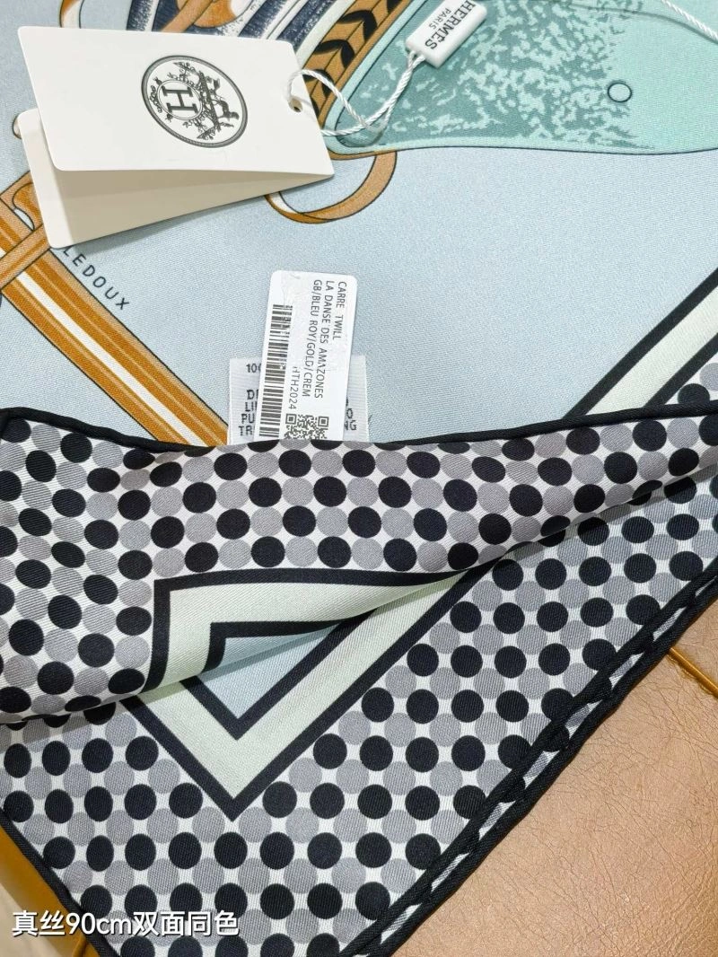 Exact replica Hermes Scarf