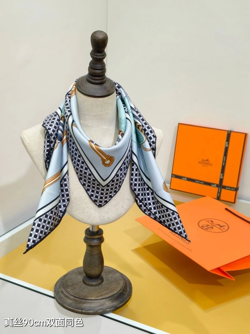 Exact replica Hermes Scarf