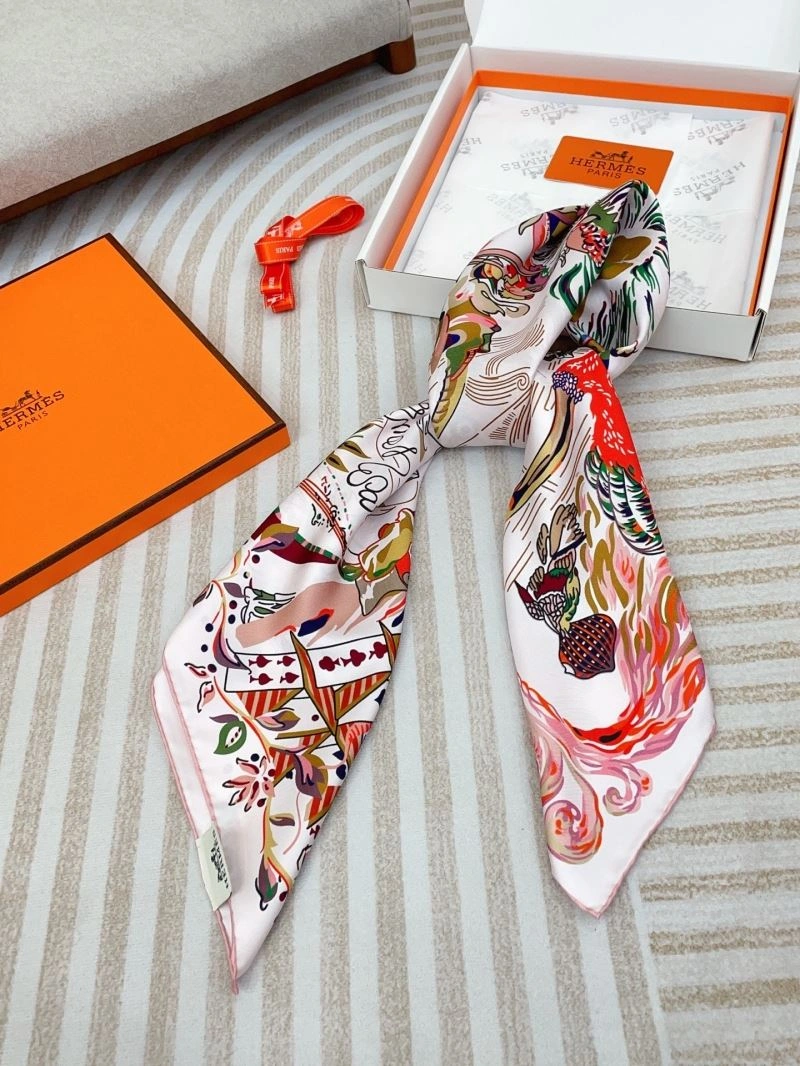 Low-cost Hermes Scarf