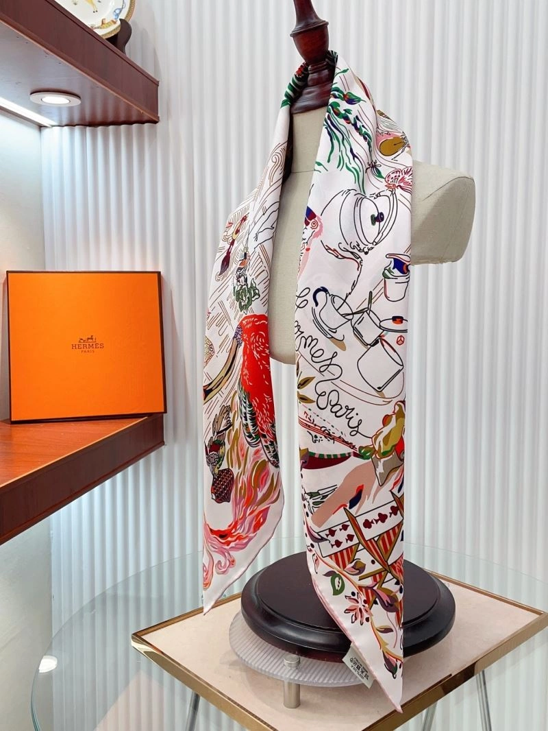 Low-cost Hermes Scarf